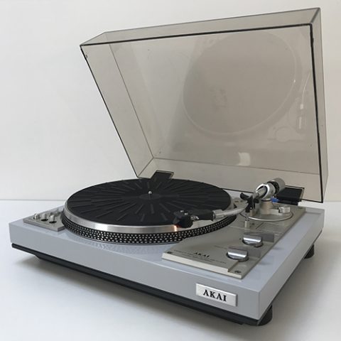 Akai - Audio Acoustique, platine vinyle